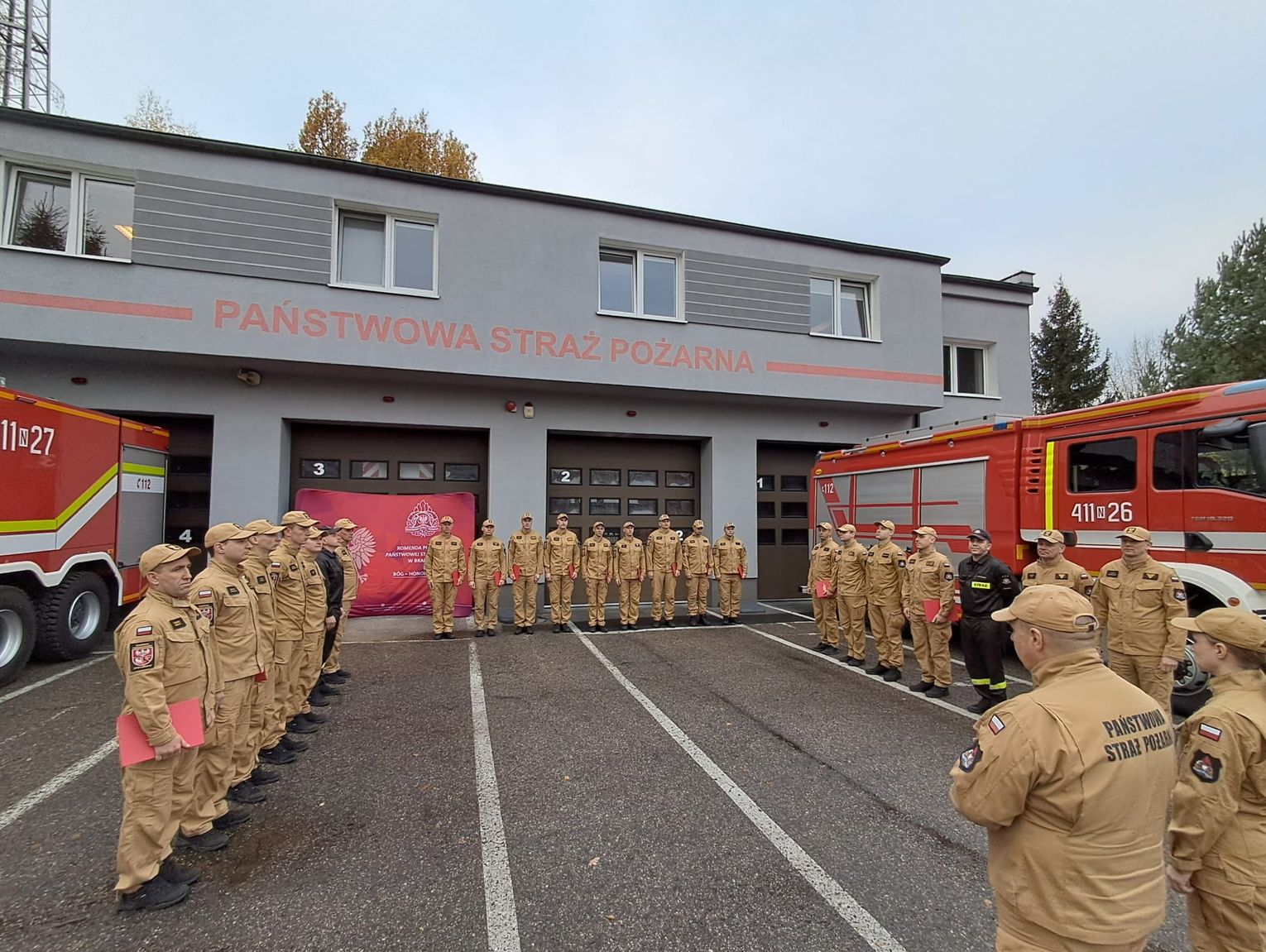 Braniewscy strażacy z awansami z okazji Święta Niepodległości