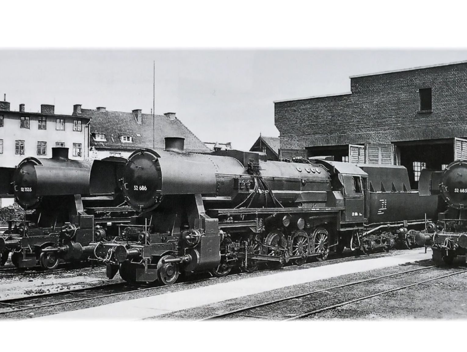 Dawniej i dziś - Lokomotywownia Schichau’a