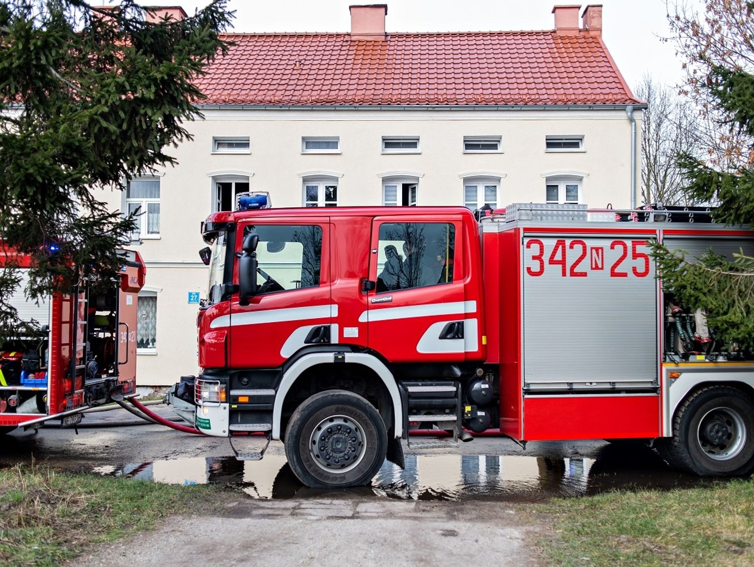 Ewakuacja z budynku przy Stawidłowej