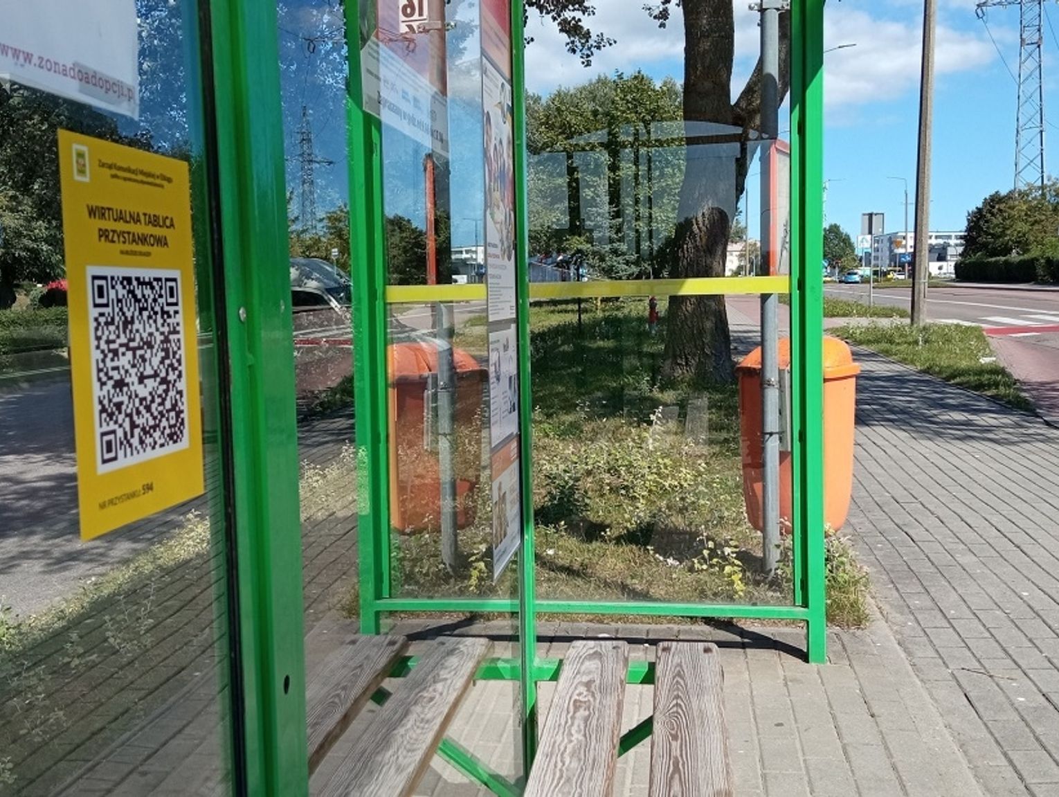 QR kody na elbląskich przystankach - o co w tym chodzi?