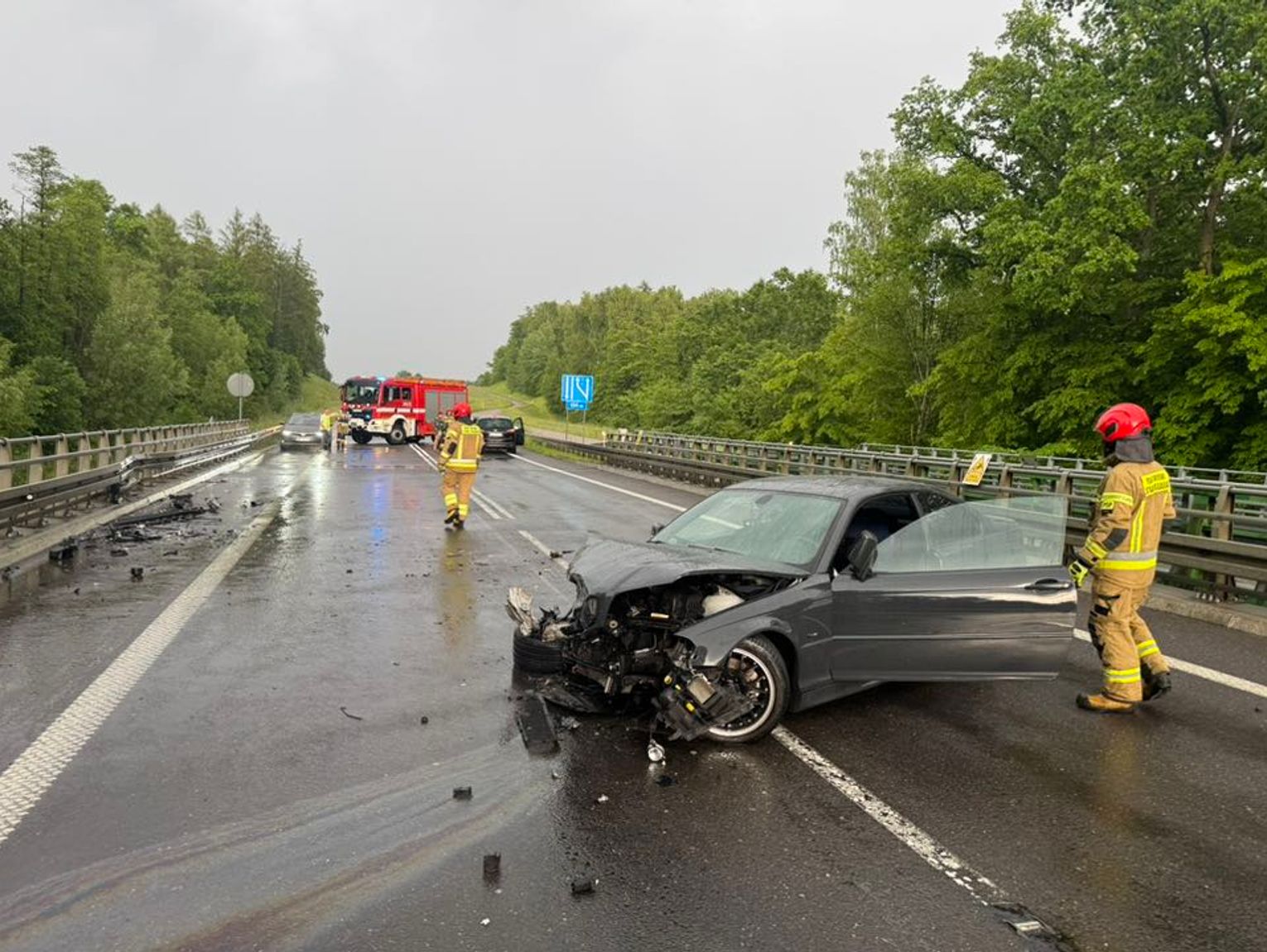 Zderzenie na S22. Droga zablokowana w obu kierunkach